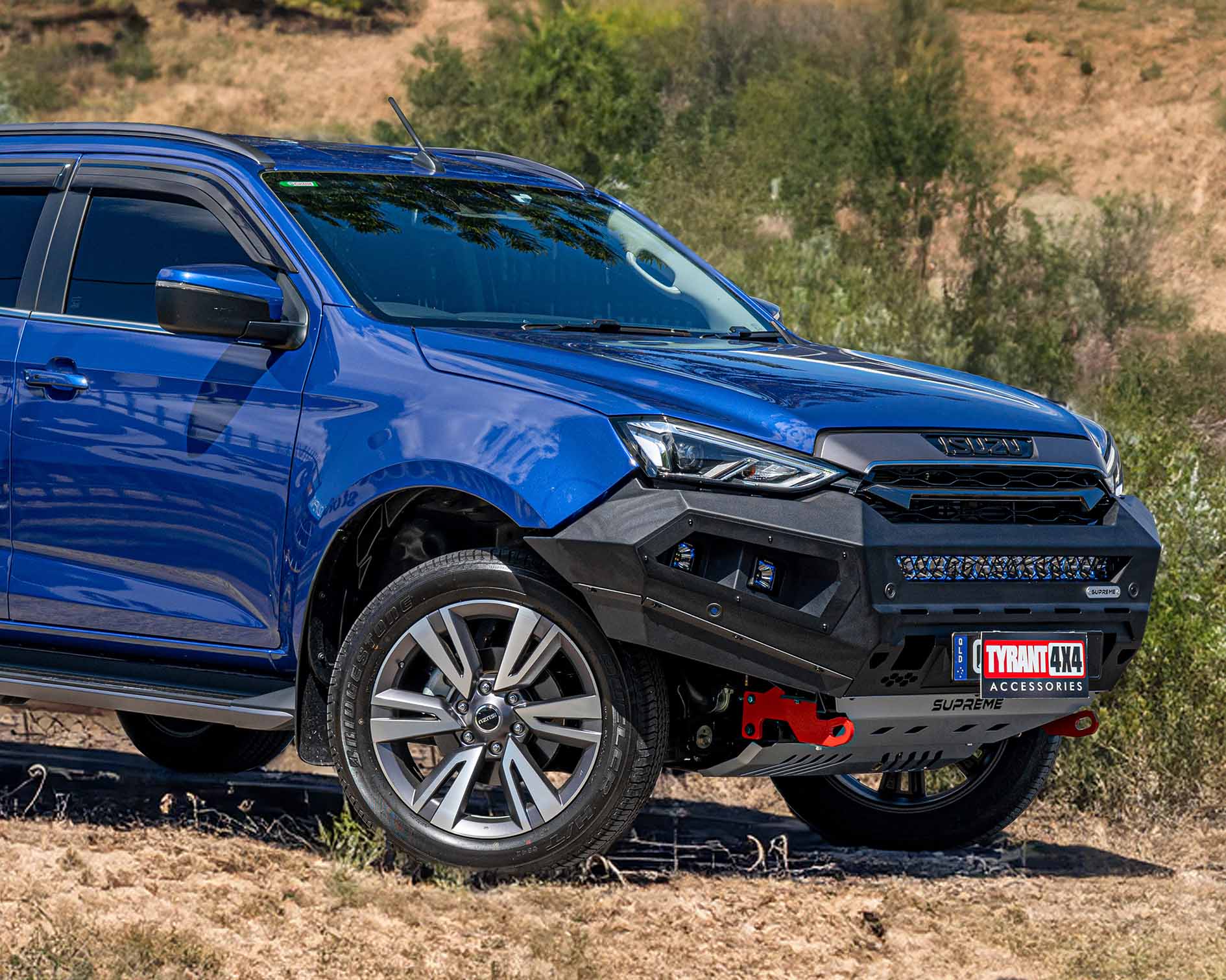 MUX Bull Bar: Supreme X-Series Front Bar - Tyrant 4x4