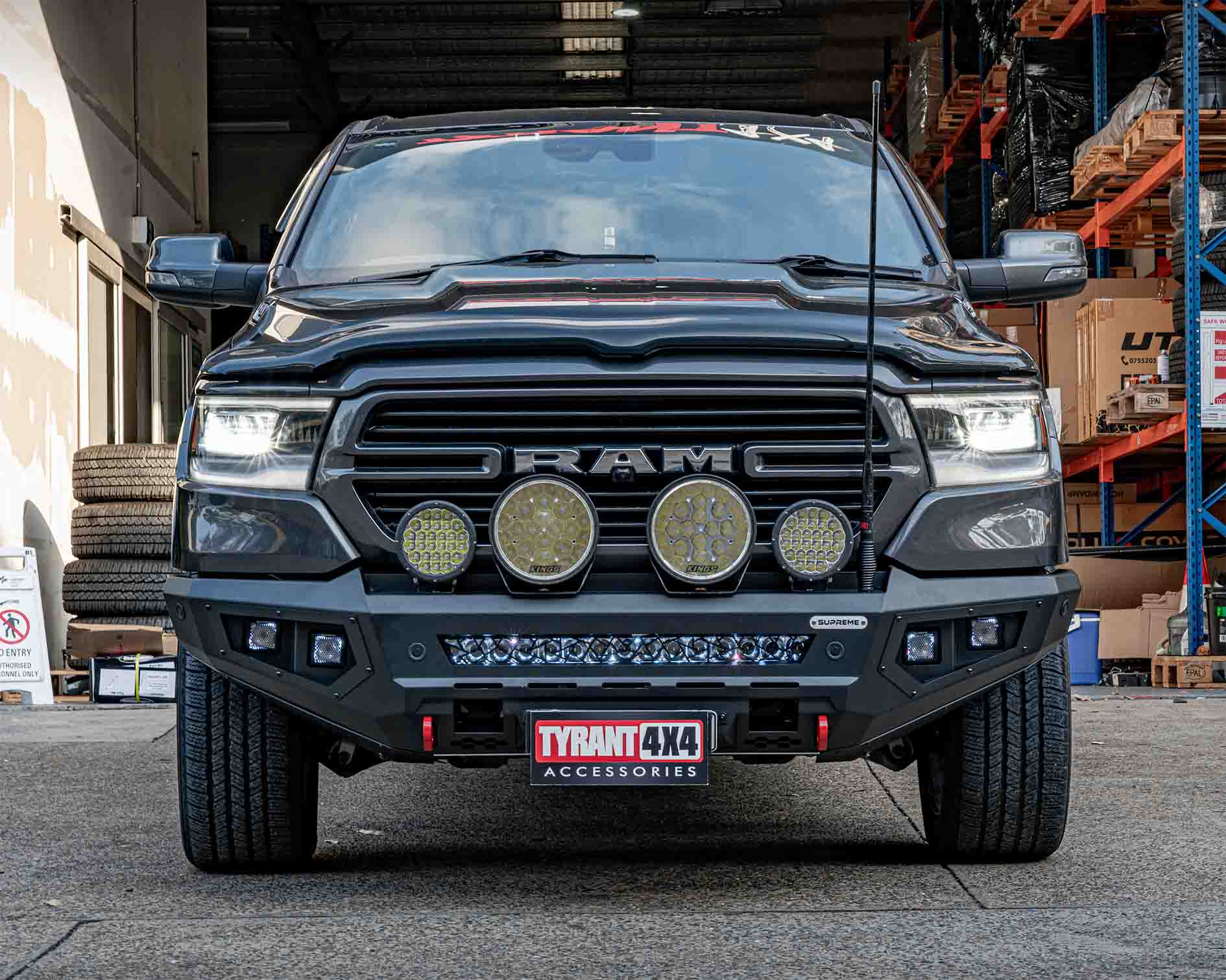 RAM Bull Bar: Supreme X-Series Bar - Dodge RAM 1500 DT